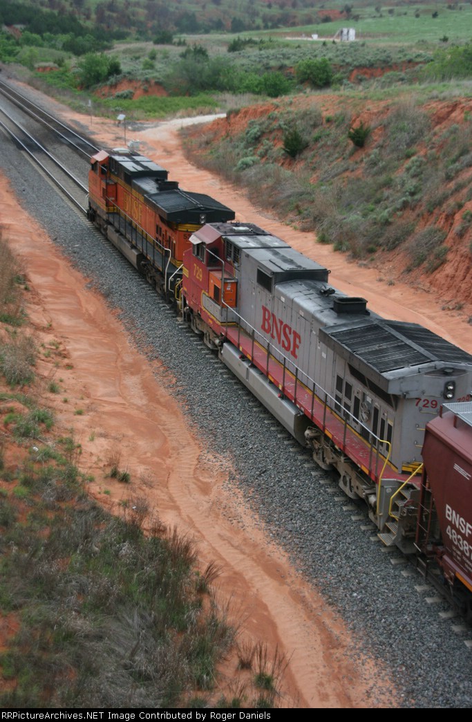 BNSF 729